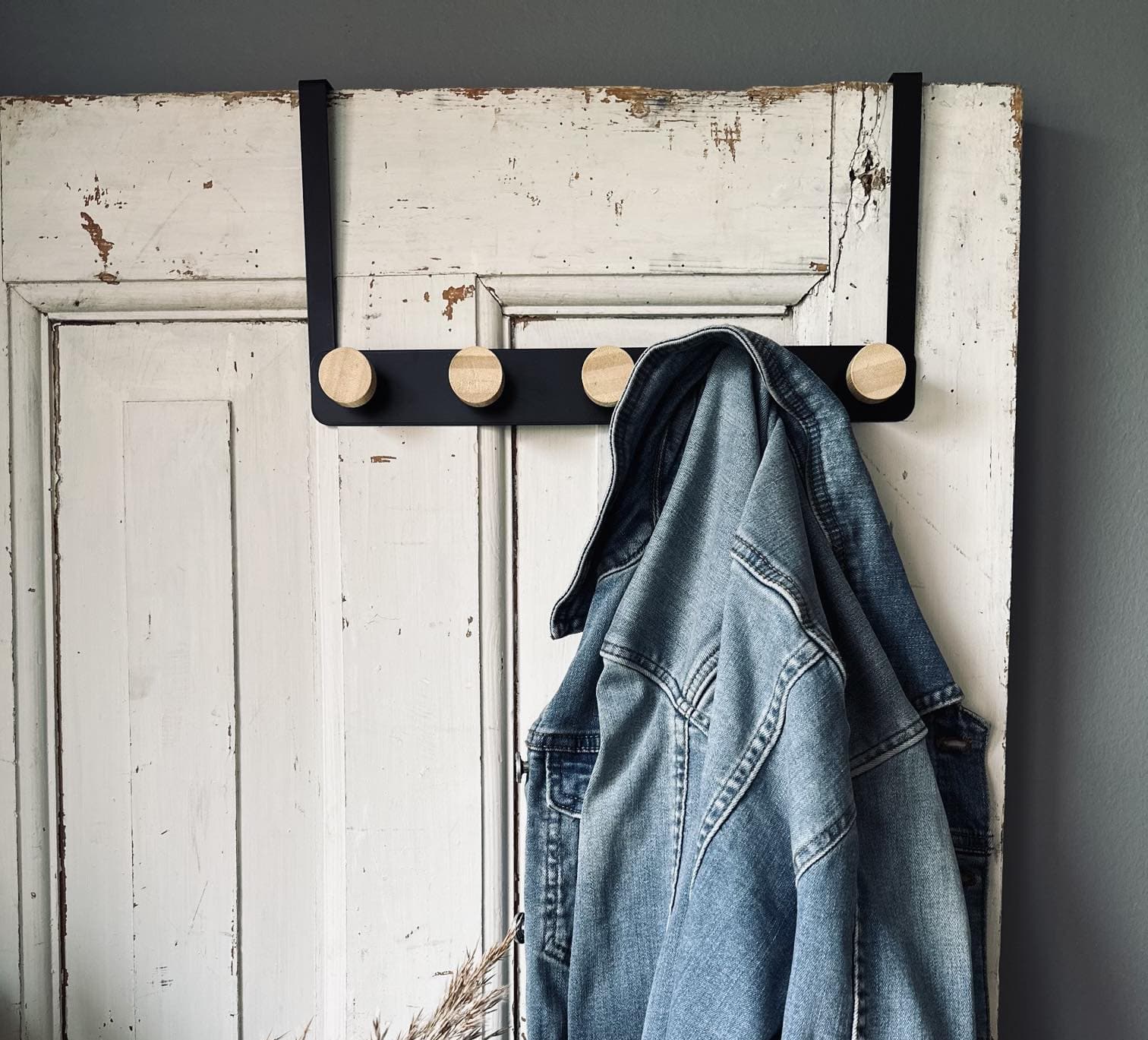 Hyller og knagger til badet | Skap ditt drømmebad nå – VIAMAJA