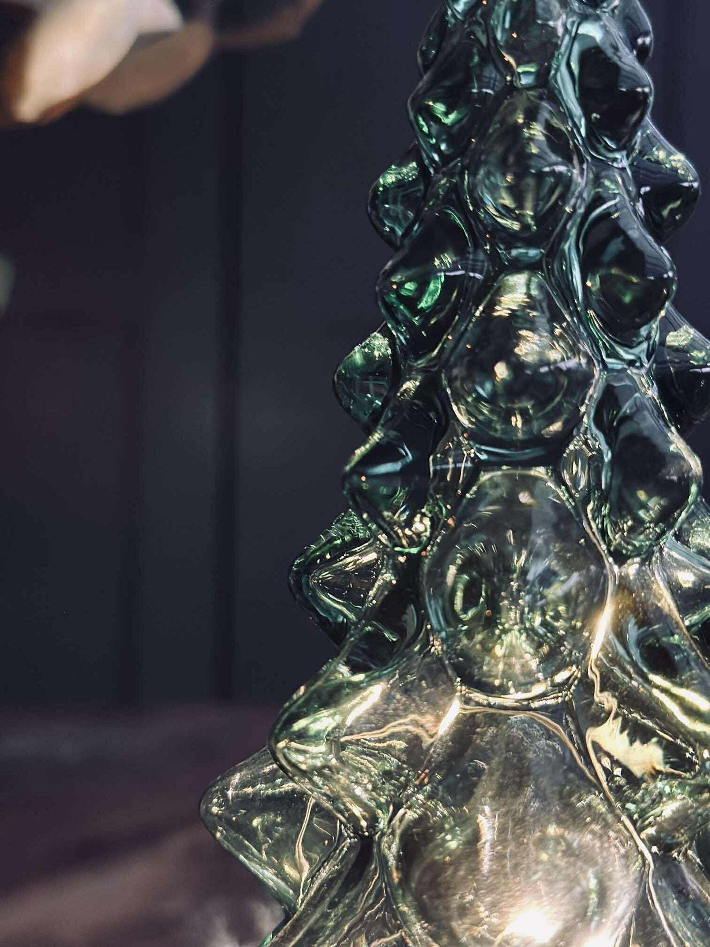 Juletre glass | Elegant dekorasjon | 28 cm høy – VIAMAJA