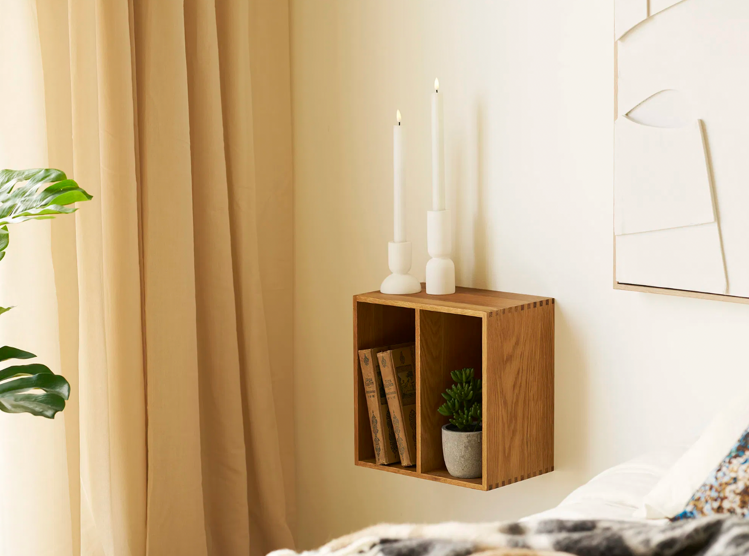 Hylde rum i egetræ – VIAMAJA